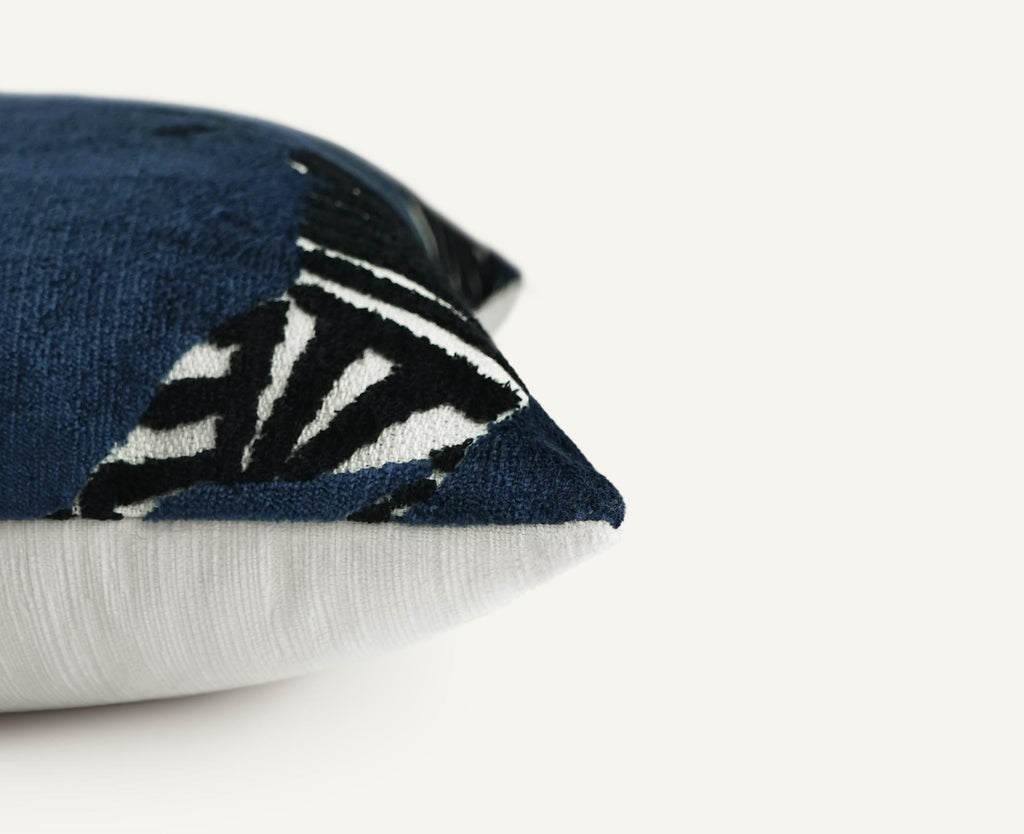 Herd / Sapphire – Floof