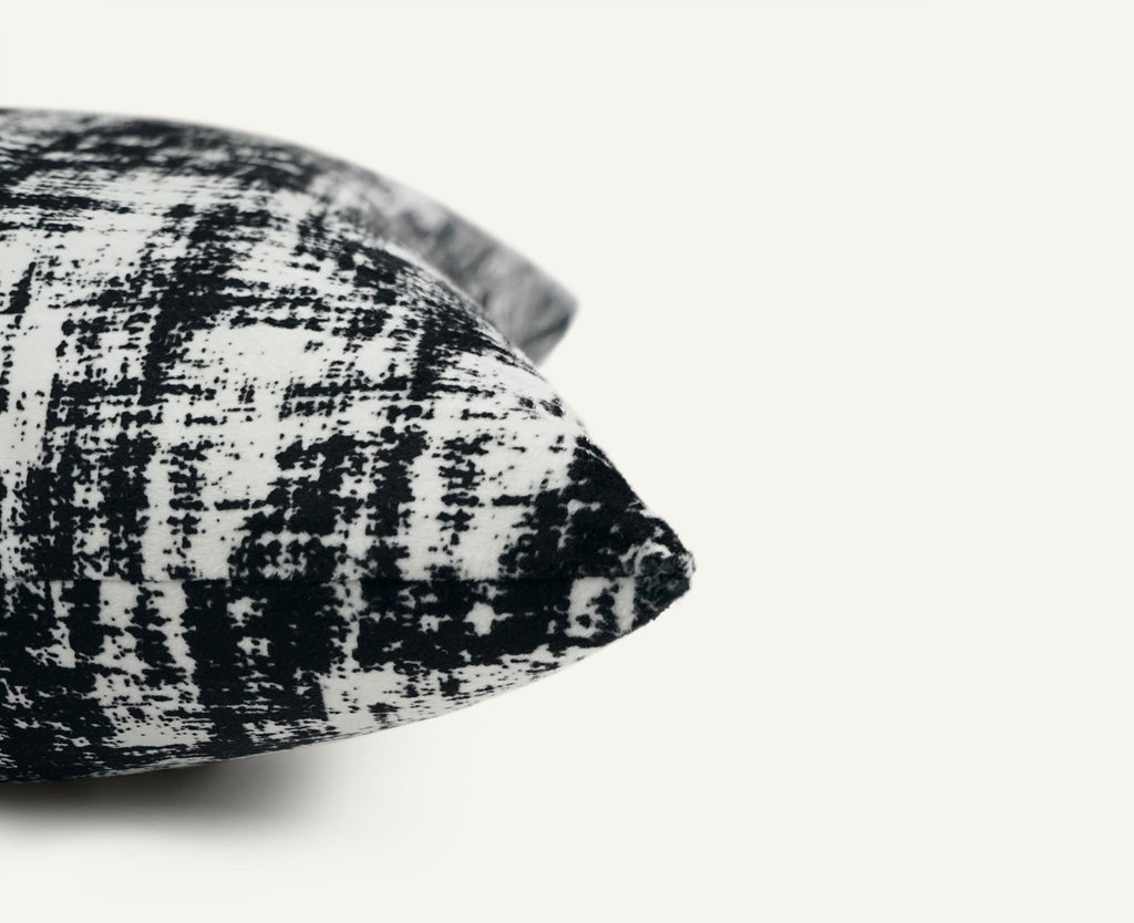 Etched / Black – Floof